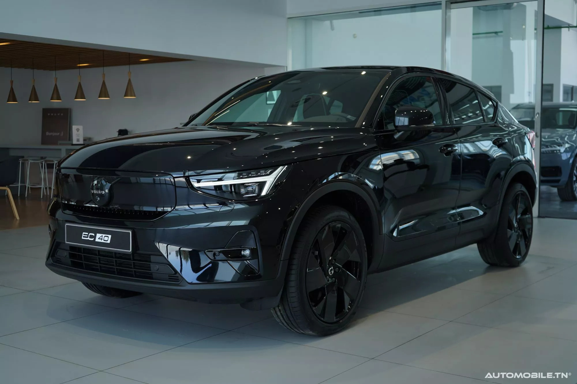 Prix Volvo EC40 Twin Motor Performance Ultra Black Edition neuve - 219 ...