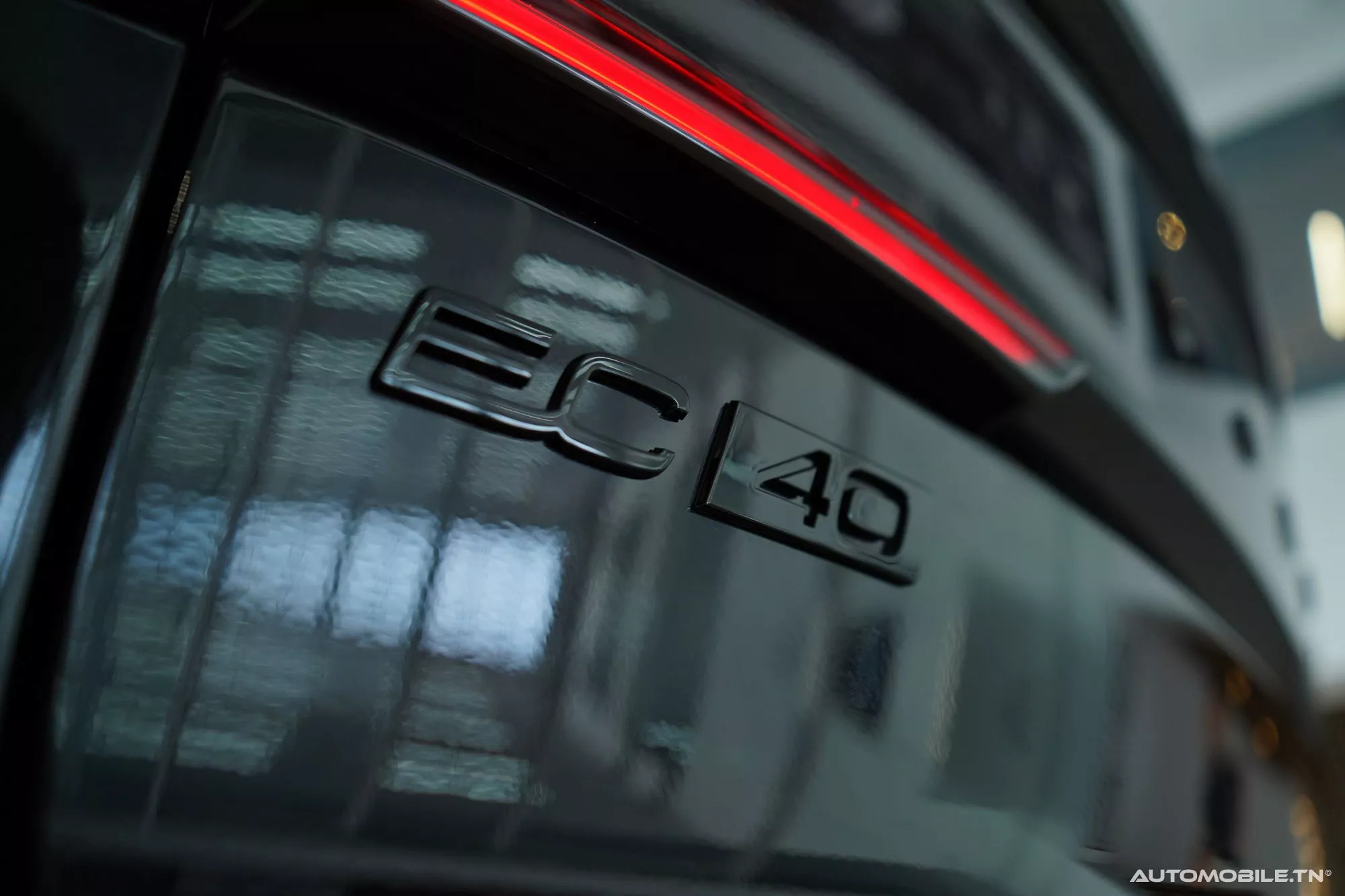 Prix Volvo EC40 Twin Motor Performance Ultra Black Edition neuve - 219 ...