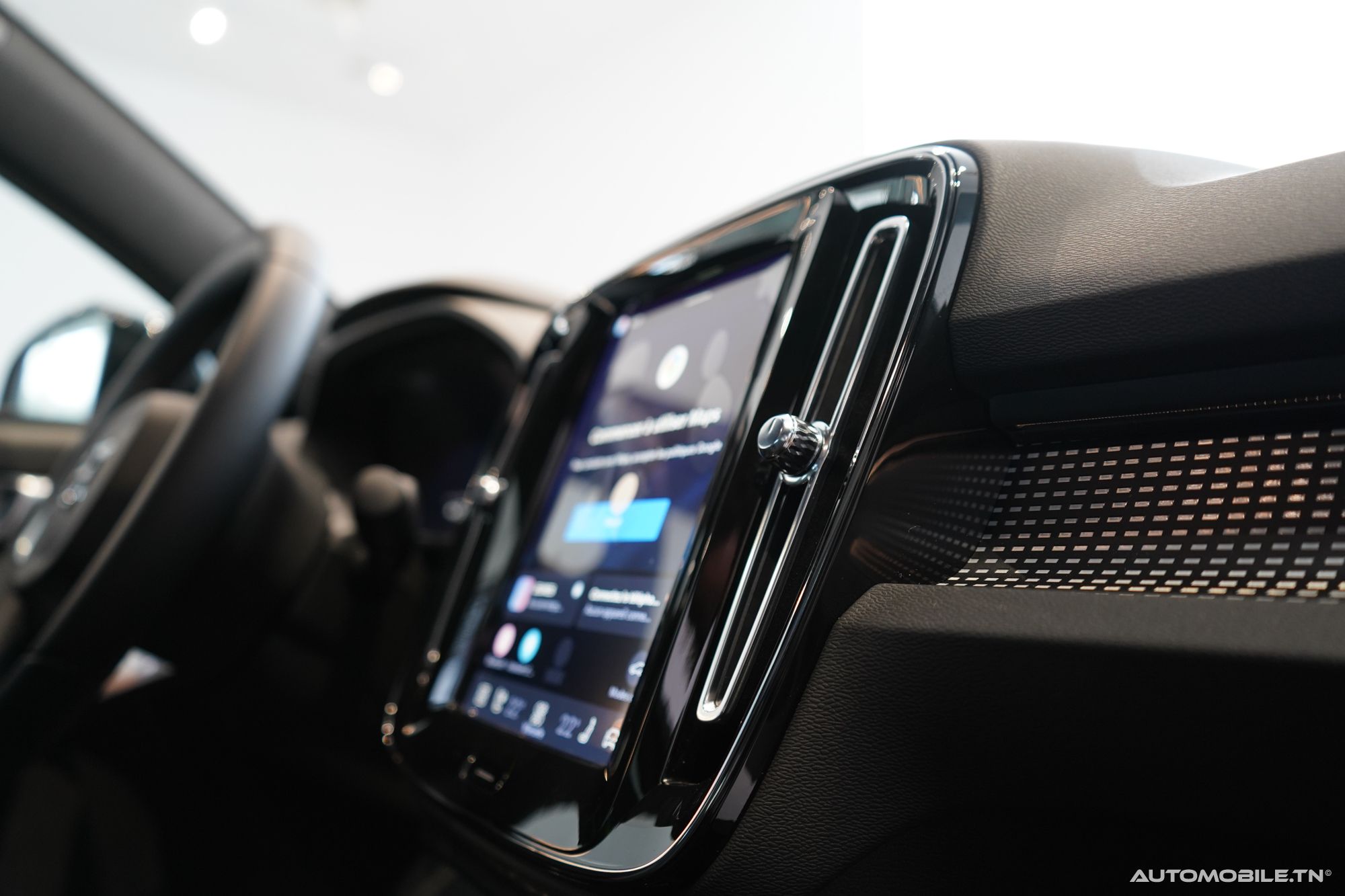 Prix Volvo EC40 Single Motor Ultra neuve - 189 900 DT