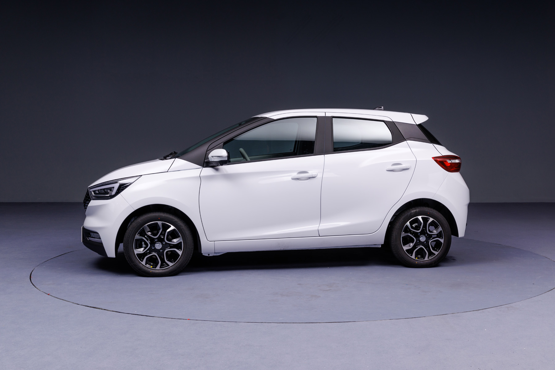 Prix Avantier Commuter 31 KWH NMC neuve - 45 000 DT