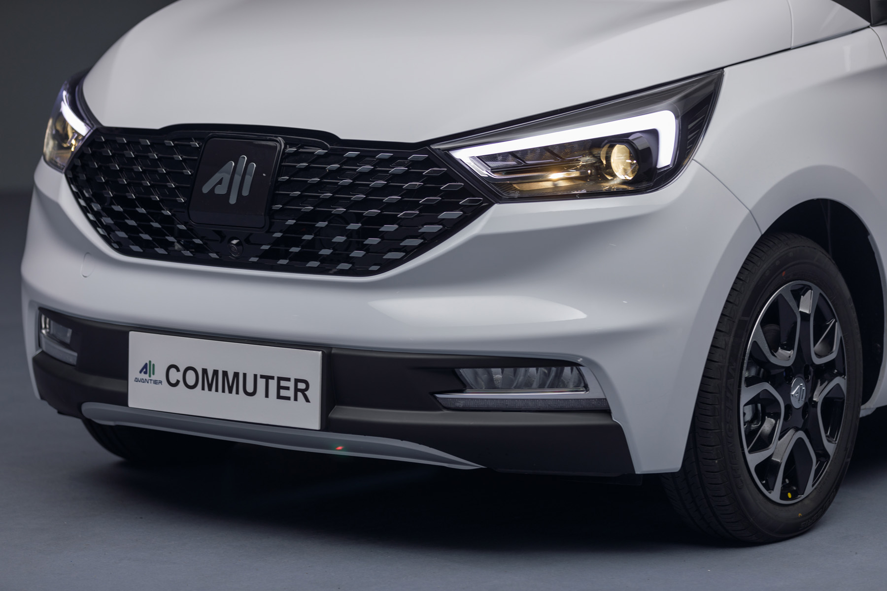 Prix Avantier Commuter 31 KWH NMC neuve - 45 000 DT