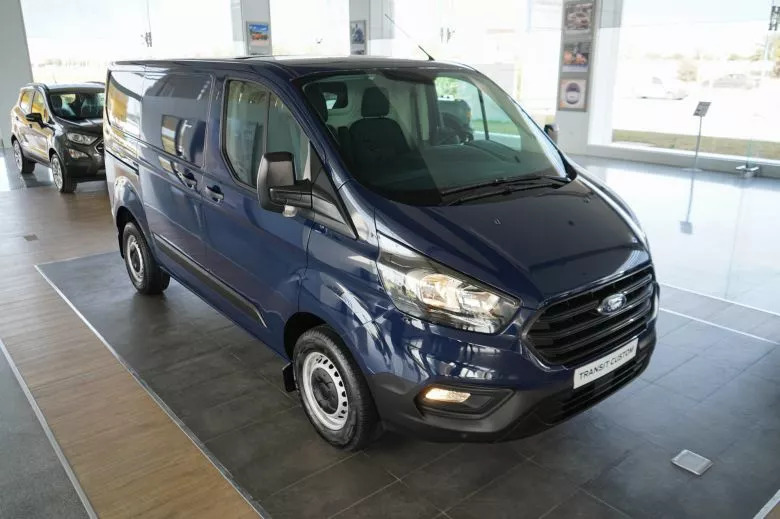 Prix Ford Transit Custom 2.2 L Diesel neuve - 83 900 DT