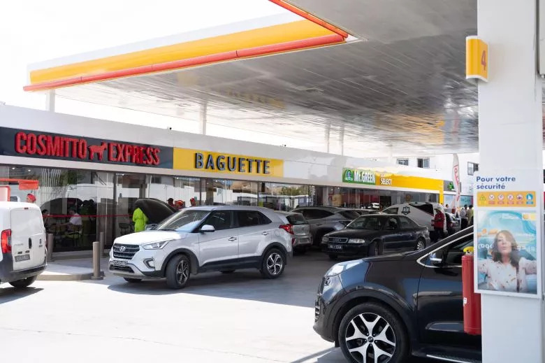 Inauguration de la station Shell de la sortie de Tunis