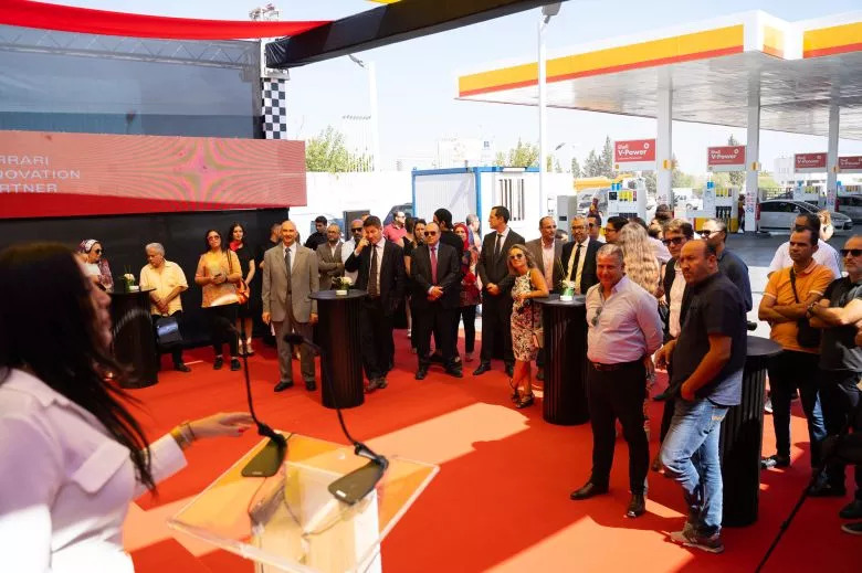 Inauguration de la station Shell de la sortie de Tunis