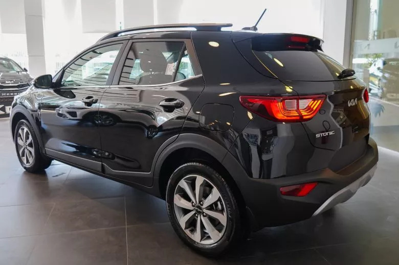 Prix KIA Stonic neuve - A partir de 74 480 DT