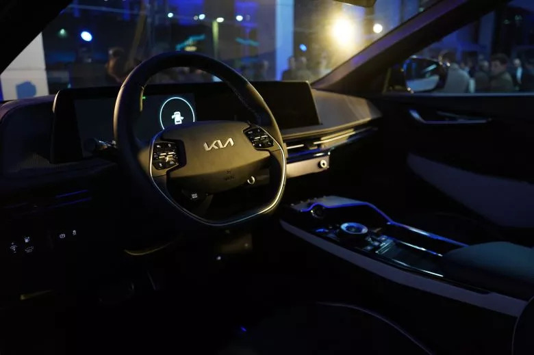 Prix KIA EV6 Dual Power 4WD GT-Line neuve - 239 980 DT