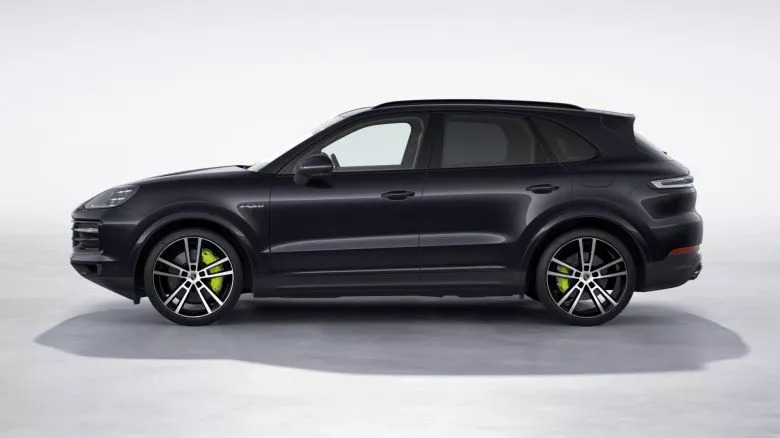 Prix Porsche Cayenne 3.0 l V6 E-Hybrid neuve - 600 000 DT