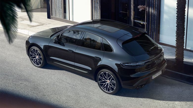 Prix Porsche Macan 2.0 l 265 ch PDK neuve - 424 000 DT