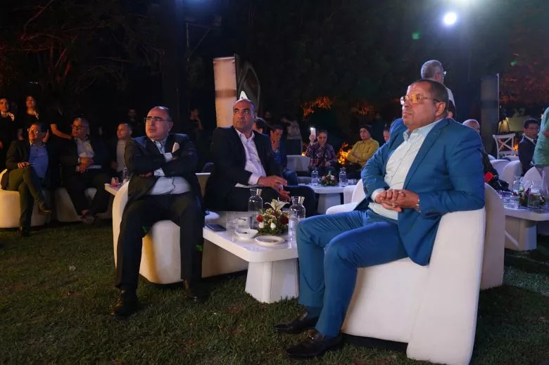 Shell Helix Ultra - Vivo Energy Tunisie présente sa nouvelle gamme de ...