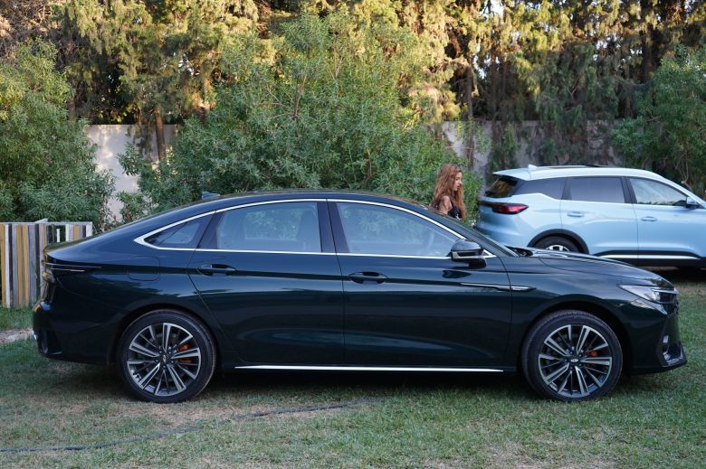 Vücut çorabı sotwe i have been trying to reach out with