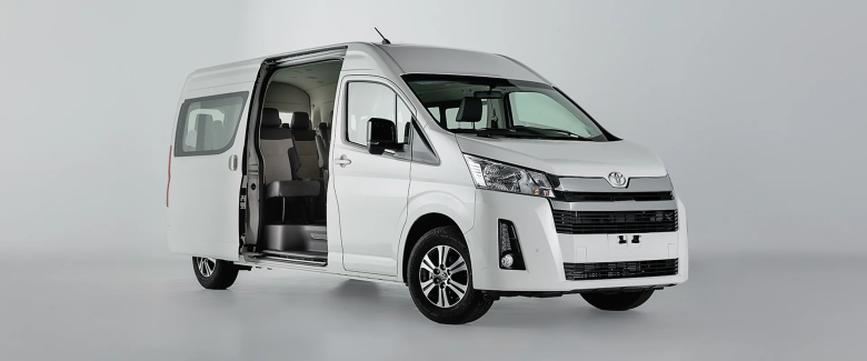 Prix Toyota Ace 14 places 2.8 L Diesel neuve - 184 000 DT